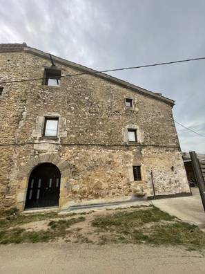 Casas en venta y alquiler en Banyoles. Comprar, vender y alquiler de ...