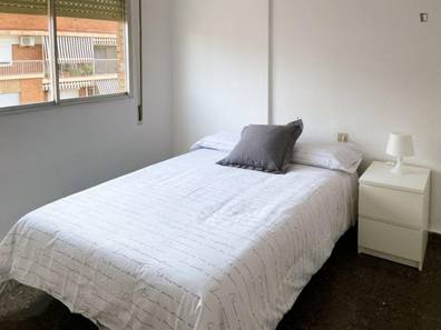 Pisos compartidos. Compartir piso | Milanuncios